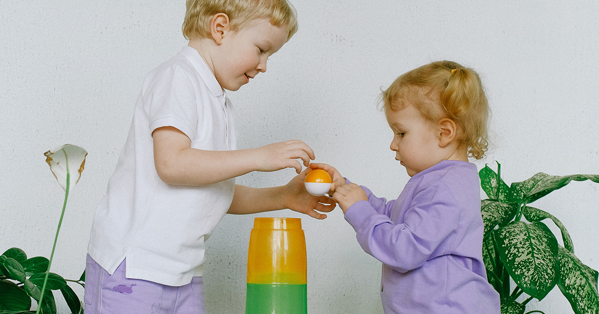 Tips on helping your toddler to share - Playgroup WA
